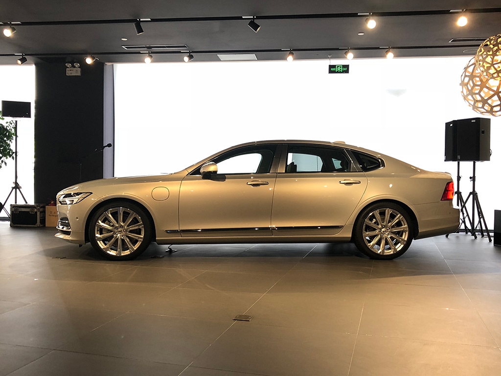 Volvo S90 Ambience Concept ซาลูนหรู First Class....เพื่อผู้นำยุคใหม่ | AUTODEFT ข่าวรถยนต์ รีวิว ...